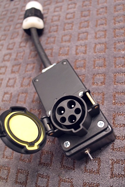 J1772 Vehicle connector | DIY Electric Car Forums